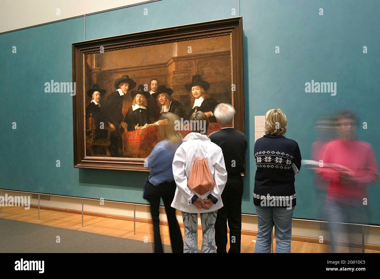 Visitors when working by Rembrandt. On the photo the painting the steel ...