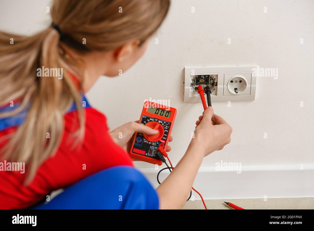 Beautiful female measuring wall hi-res stock photography and images - Alamy