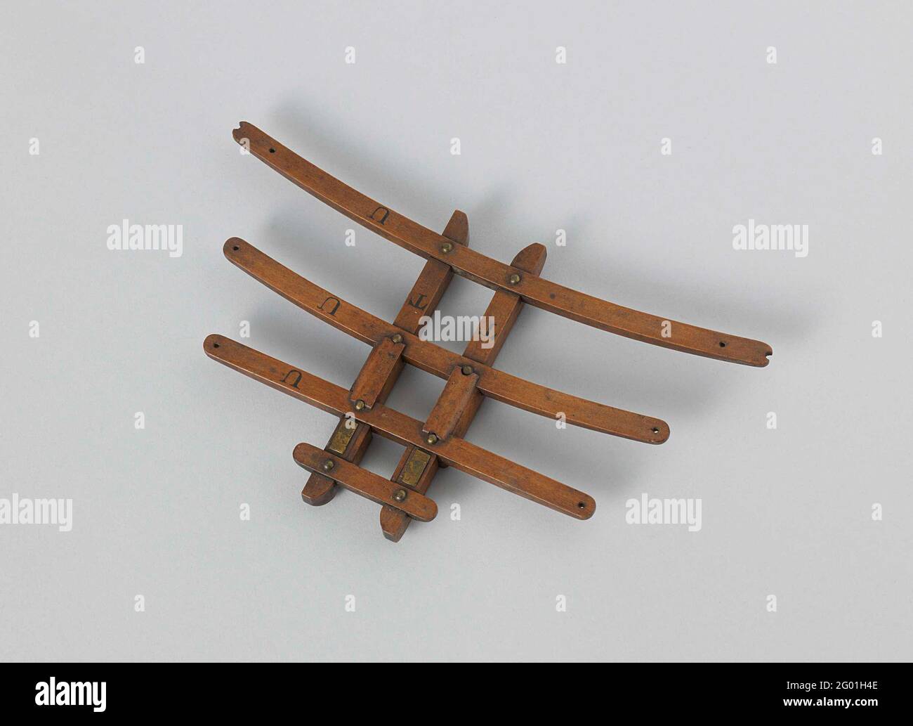 Crosstrees hi-res stock photography and images - Alamy