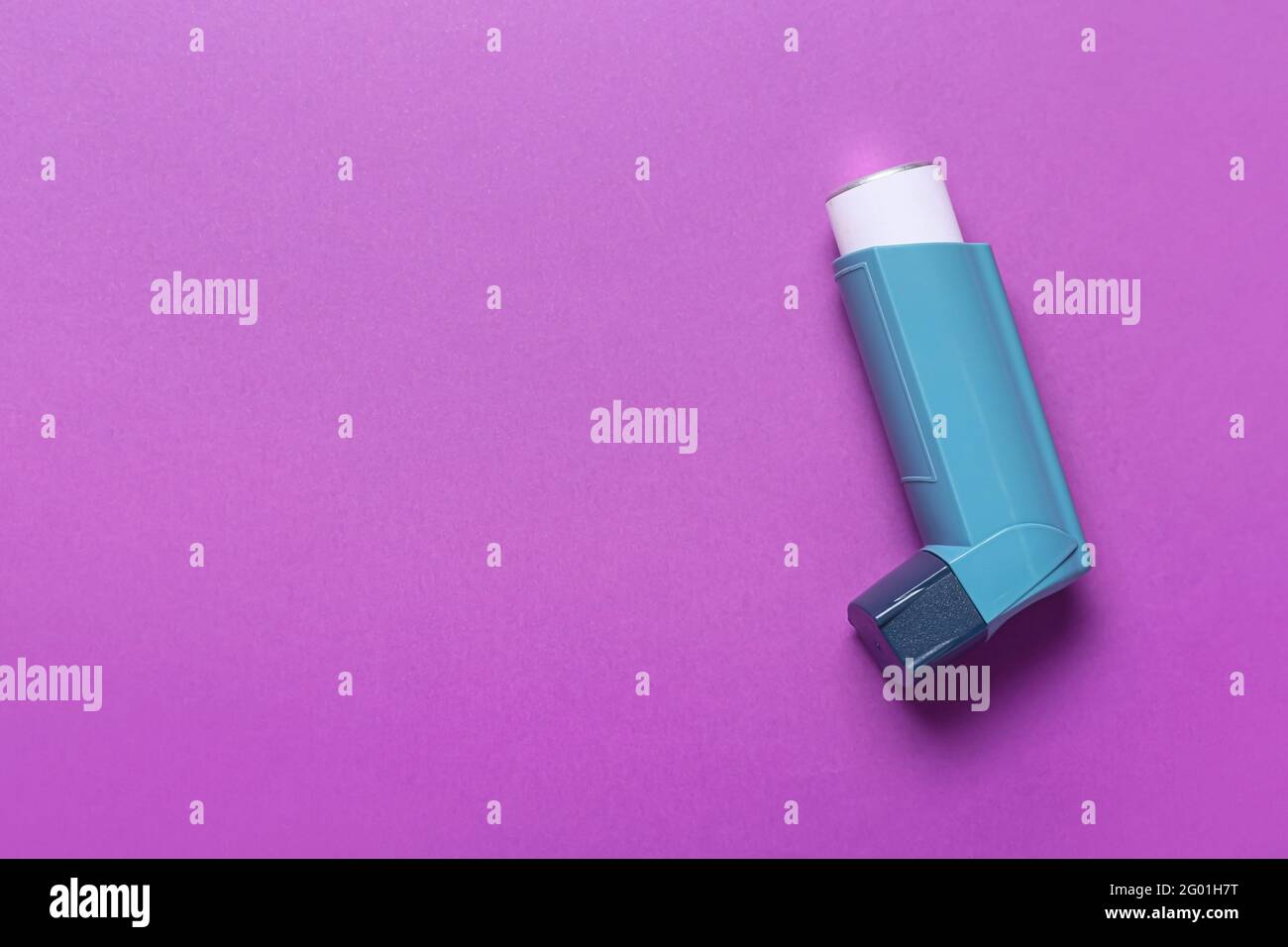 Modern inhaler on color background Stock Photo - Alamy
