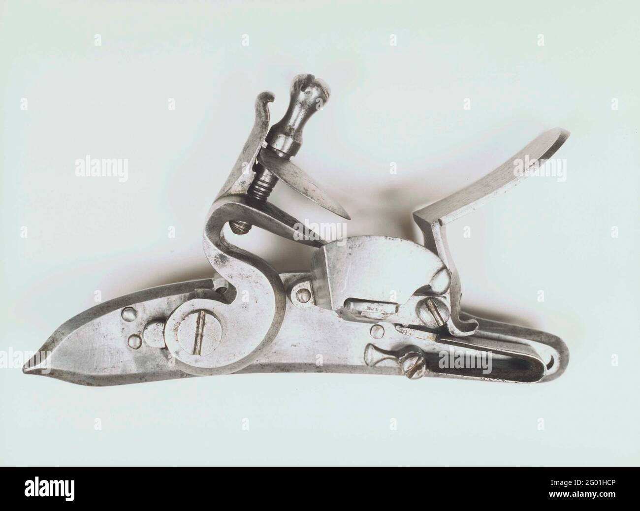 Whole iron flint gun hi-res stock photography and images - Alamy