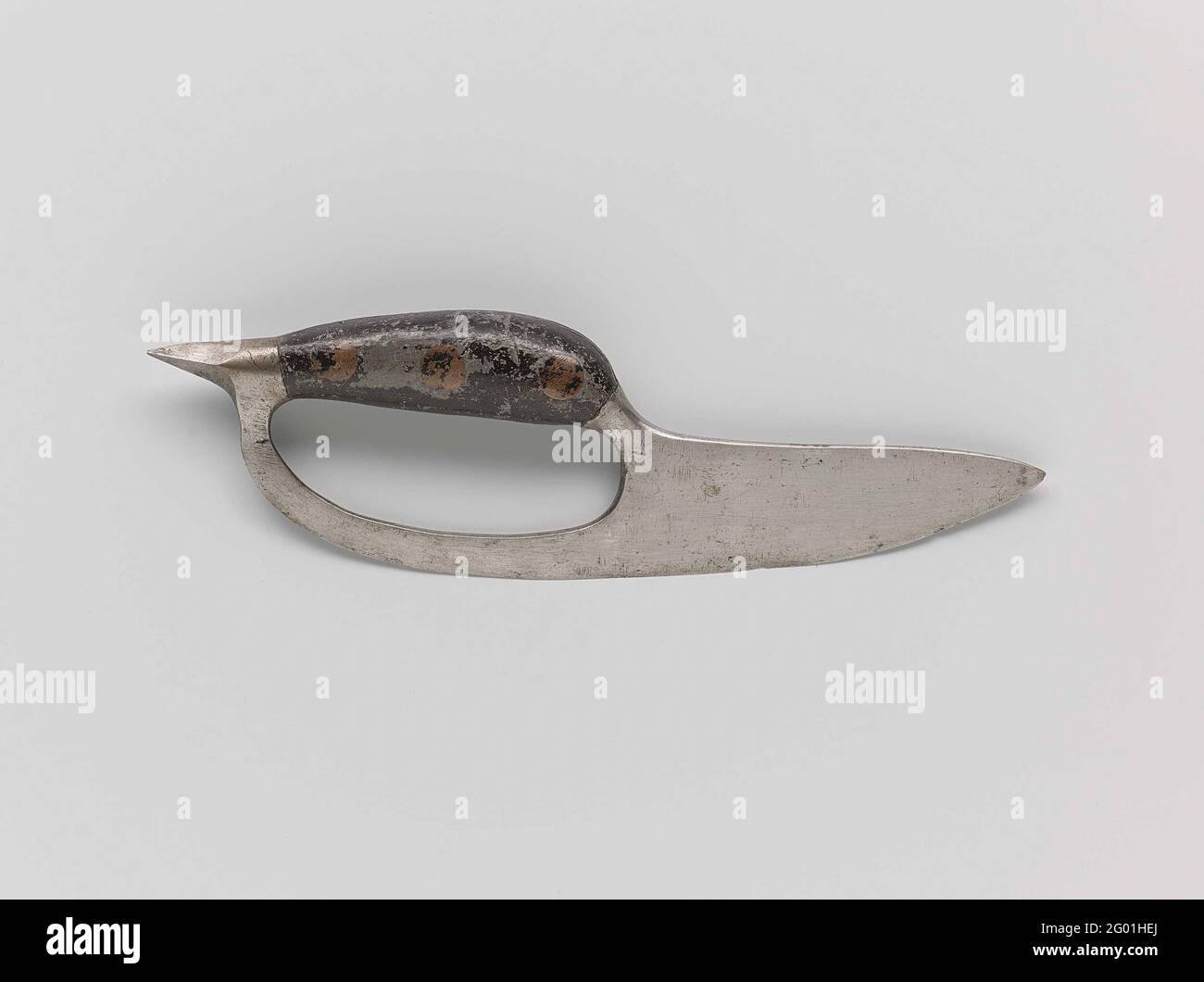 Boarding Knife. Entermes of odd design. The blade runs through to the ...
