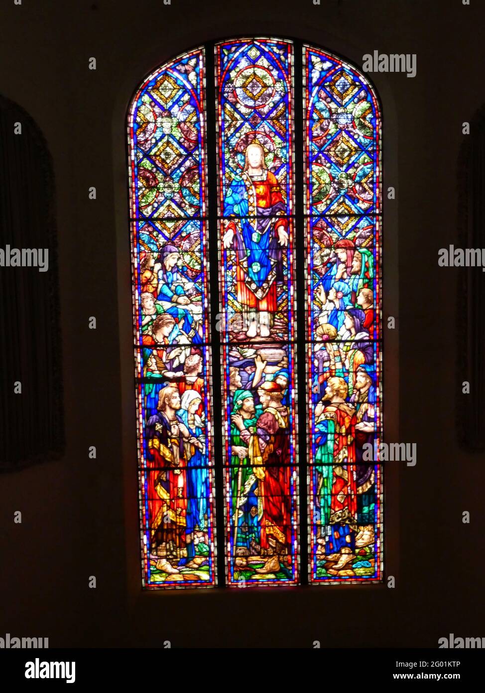 Stained glass windowmausoleum hi-res stock photography and images - Alamy