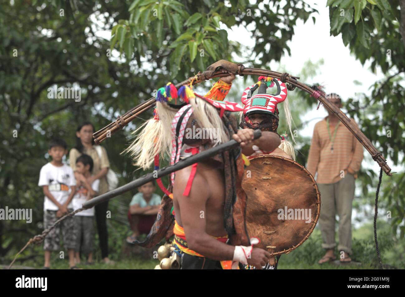 Traditional whip fight hi-res stock photography and images - Alamy