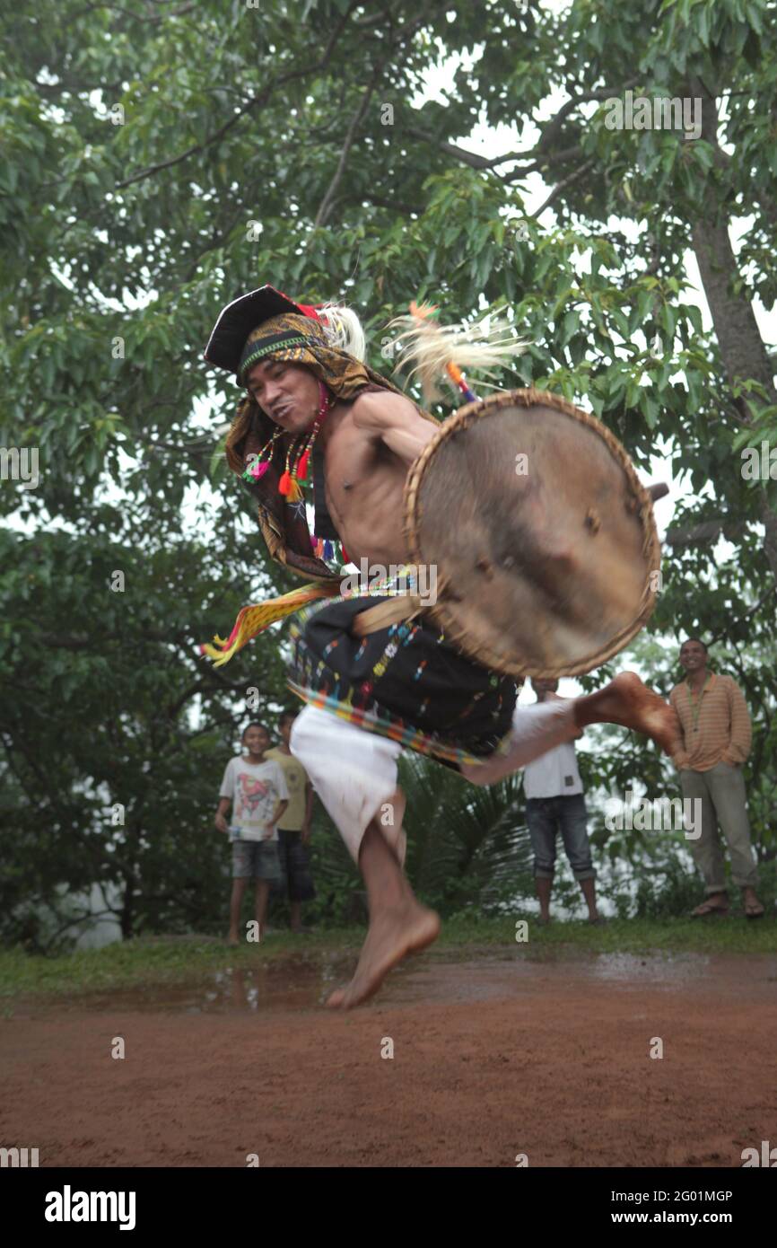 Whip fighter hi-res stock photography and images - Alamy