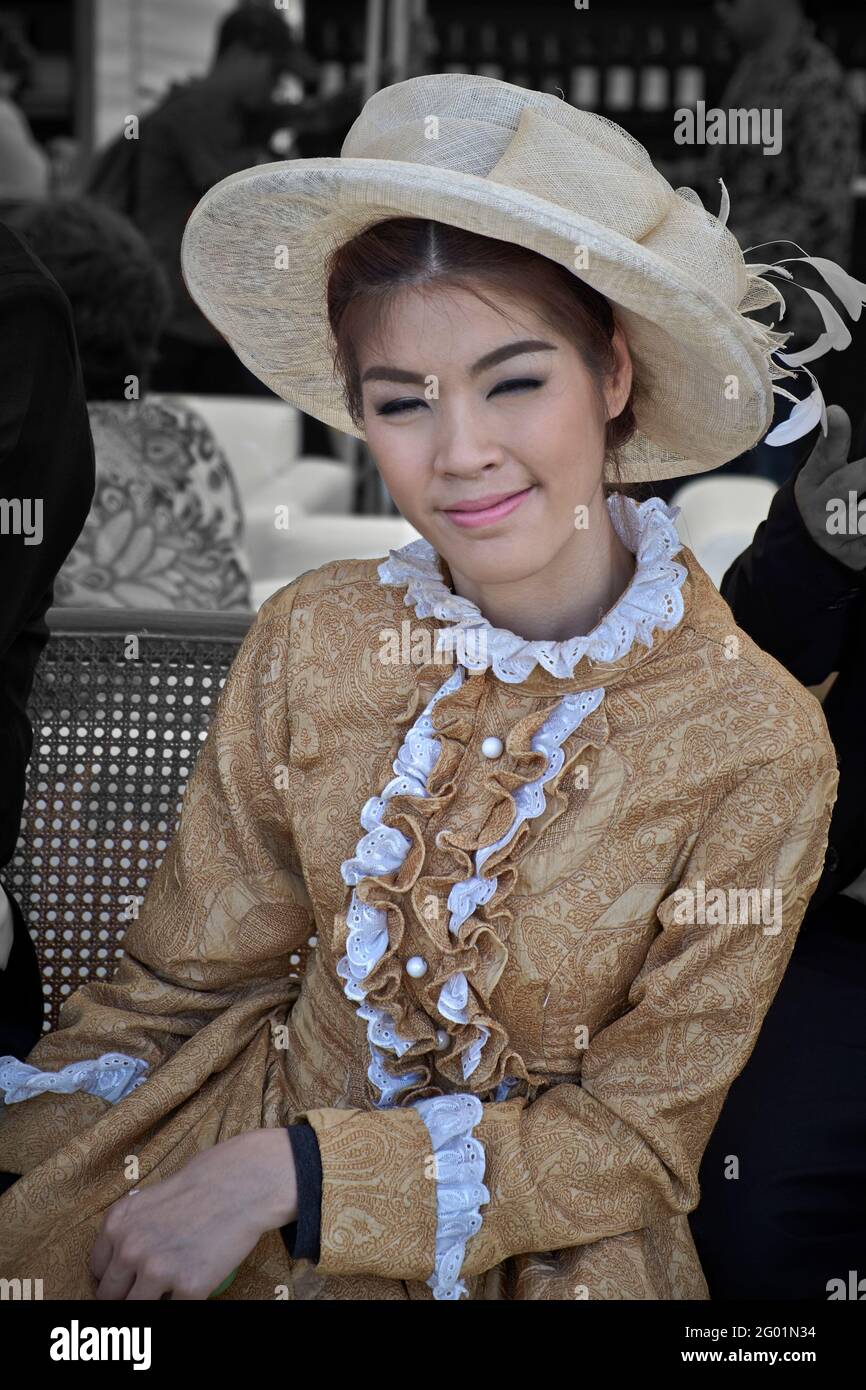 Wearing period dresses hi-res stock photography and images - Alamy