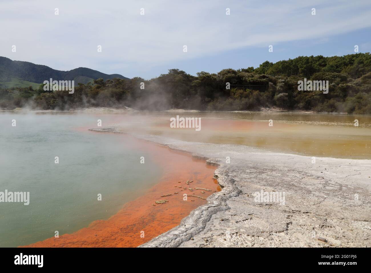 Wai-O-Tapu Thermalwunderland The Champagne Pool / Wai-O-Tapu Thermal ...