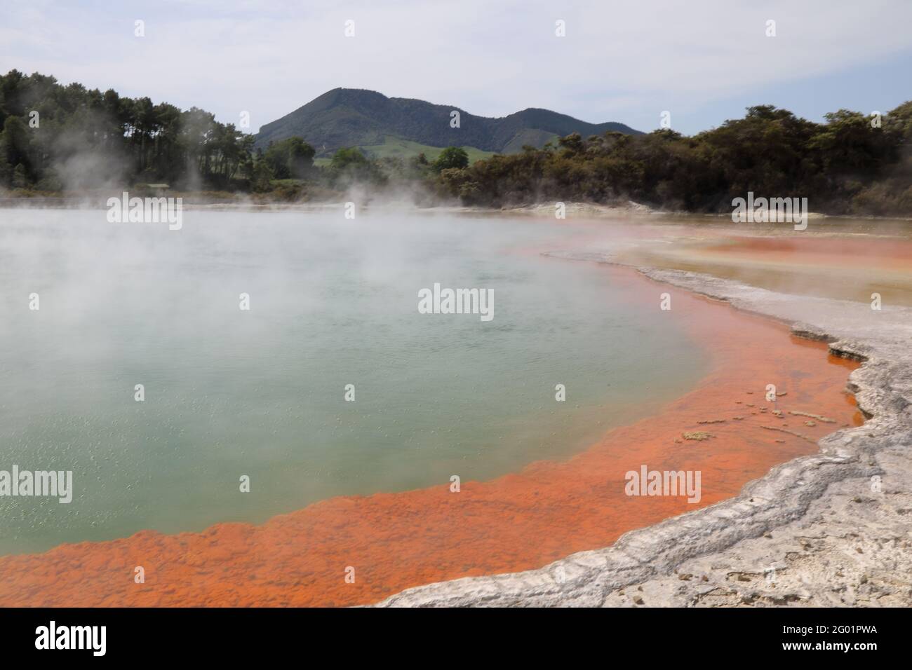 Wai-O-Tapu Thermalwunderland The Champagne Pool / Wai-O-Tapu Thermal ...