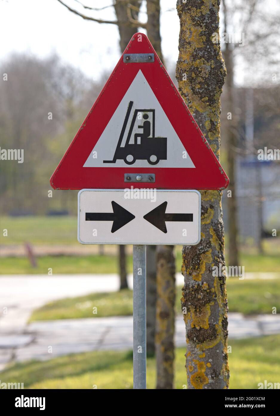 Fork lift trucks warning sign, crossing the road Stock Photo - Alamy