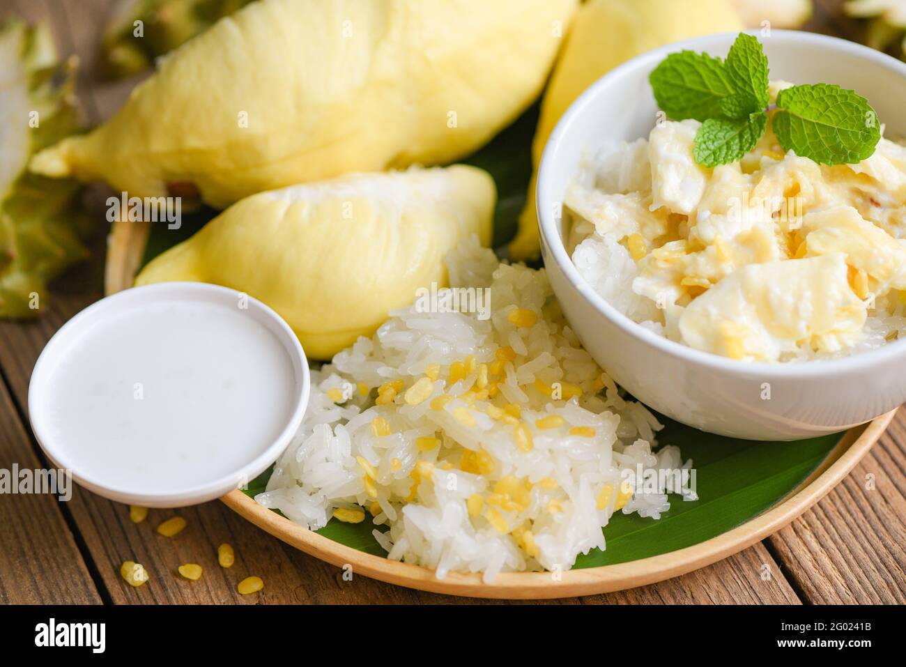 Asian Thai dessert tropical sweet durian peel with yellow bean, Ripe ...