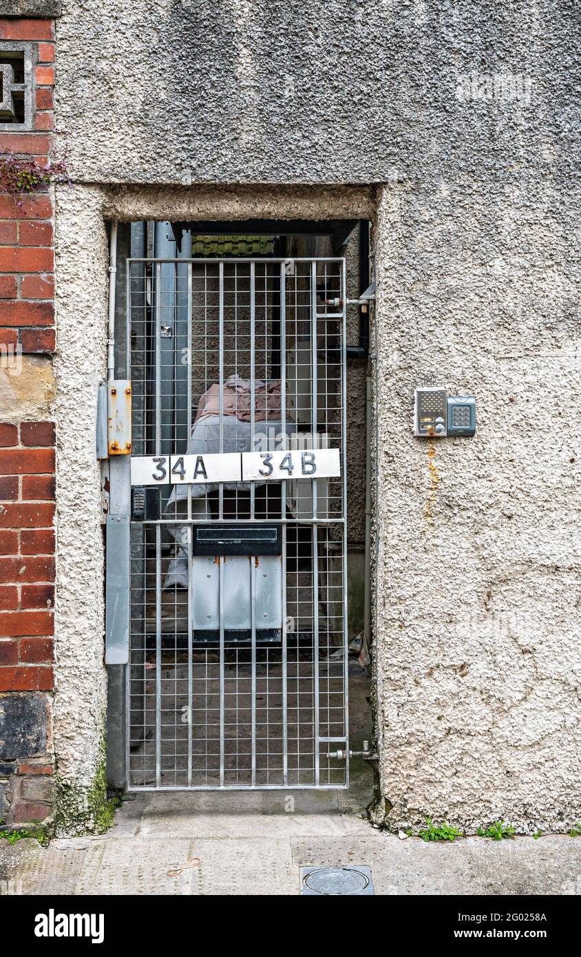 Gate numbers hi-res stock photography and images - Alamy