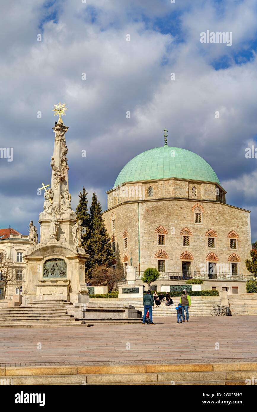 Pecs city house hi-res stock photography and images - Alamy