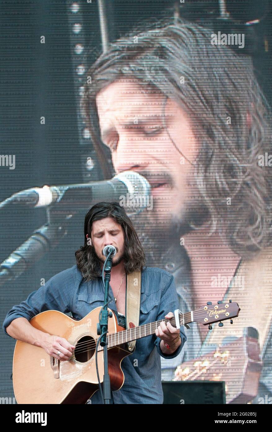 Rich thomas singer hi-res stock photography and images - Alamy