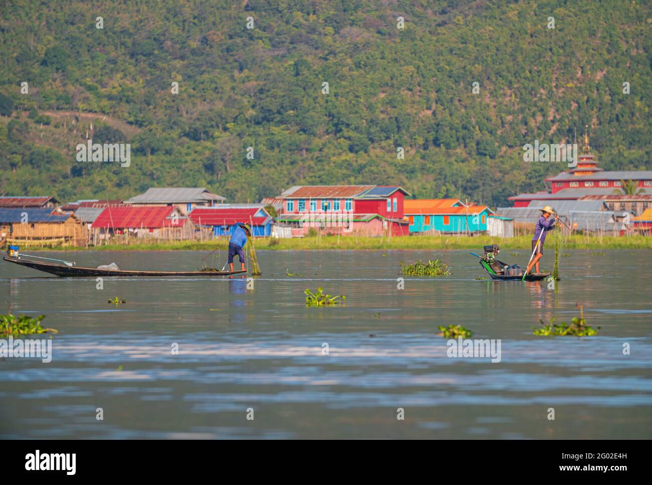 LAKE INLE, MYANMAR - JANUARY 5, 2018: Real Burmese fishermen at Inle ...