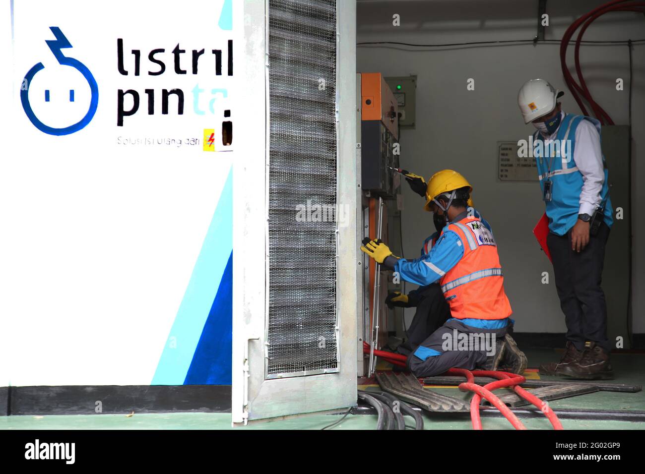 Pln indonesia hi-res stock photography and images - Alamy