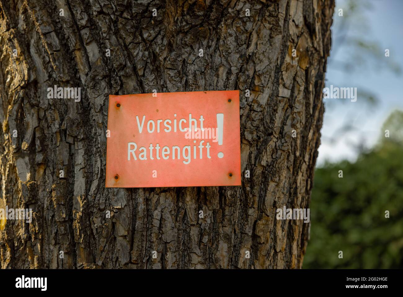 Rat poison warning sign hi-res stock photography and images - Alamy