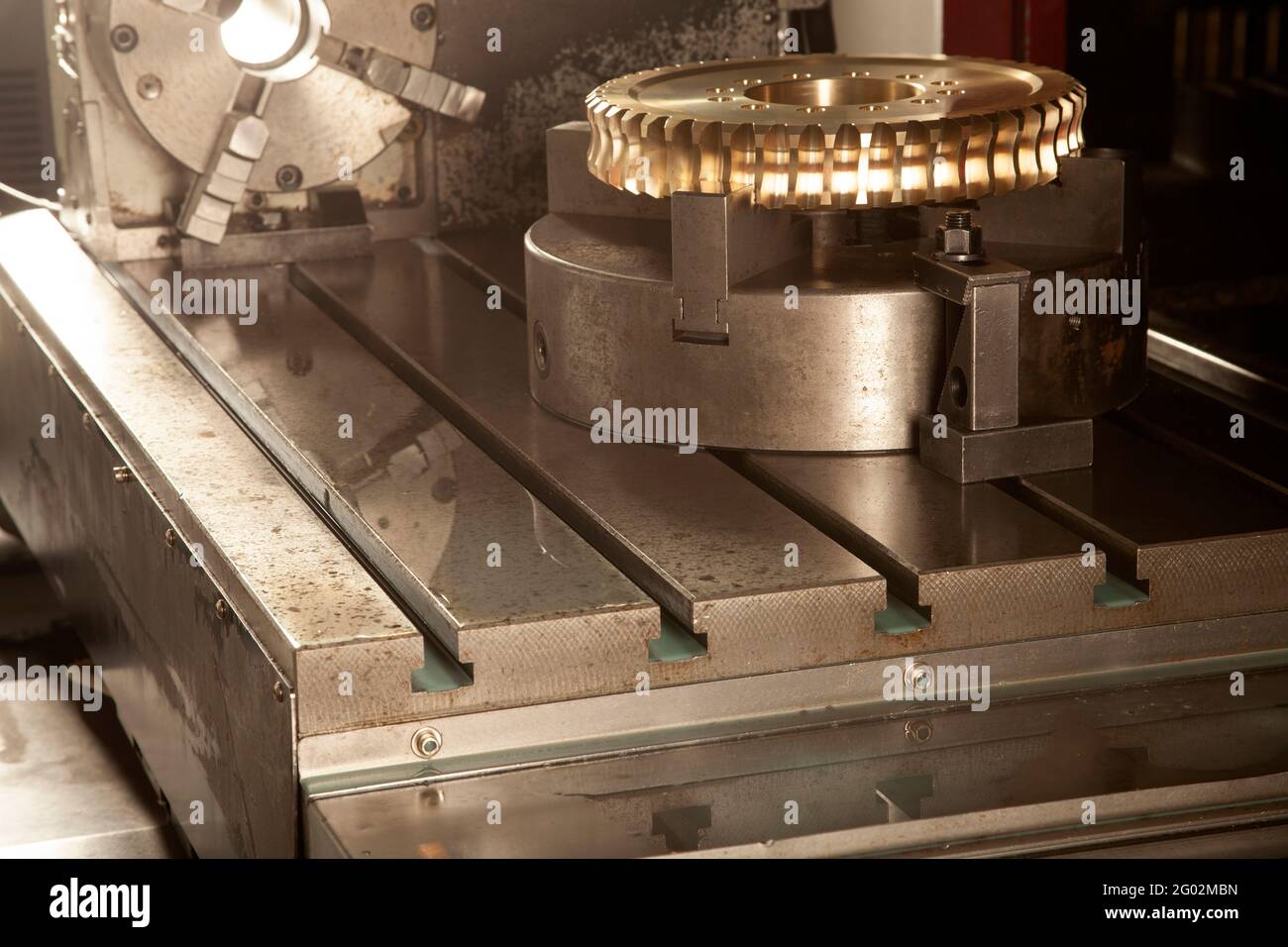 Metal machining fluid hi-res stock photography and images - Alamy