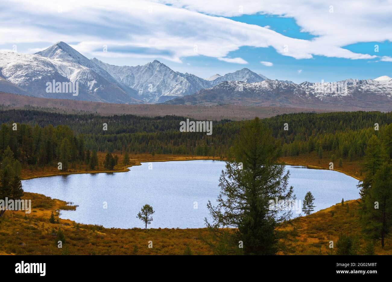 Altai lake hi-res stock photography and images - Alamy
