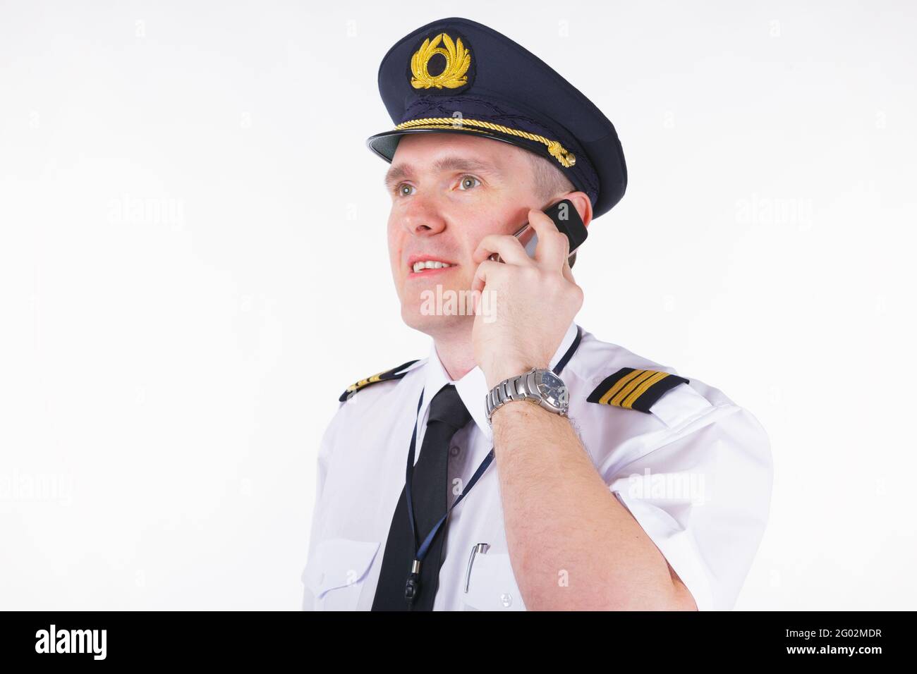 Smiling airline pilot hi-res stock photography and images - Alamy