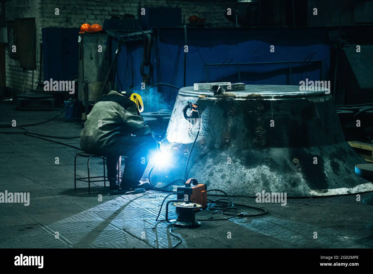 Industrial workshop hi-res stock photography and images - Alamy