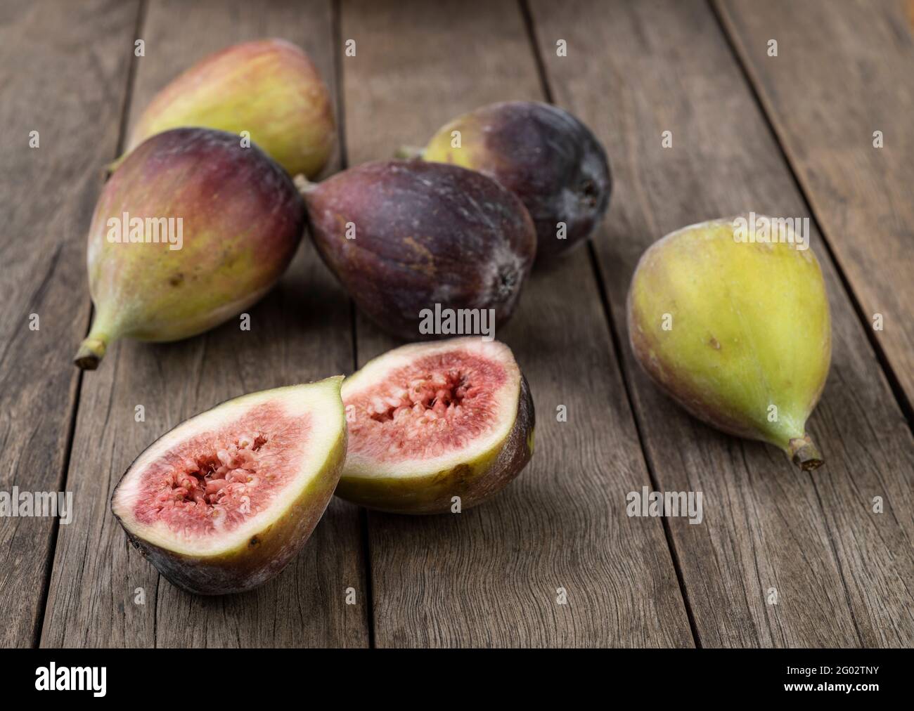 Group of figs hi-res stock photography and images - Alamy