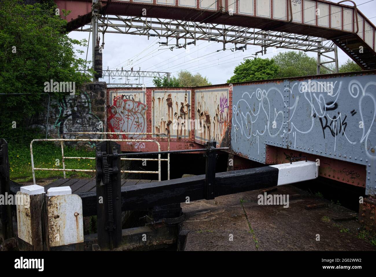 Hanley railway station hi-res stock photography and images - Alamy