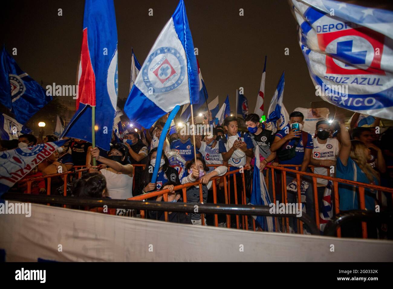 Cruz azul team hi-res stock photography and images - Alamy
