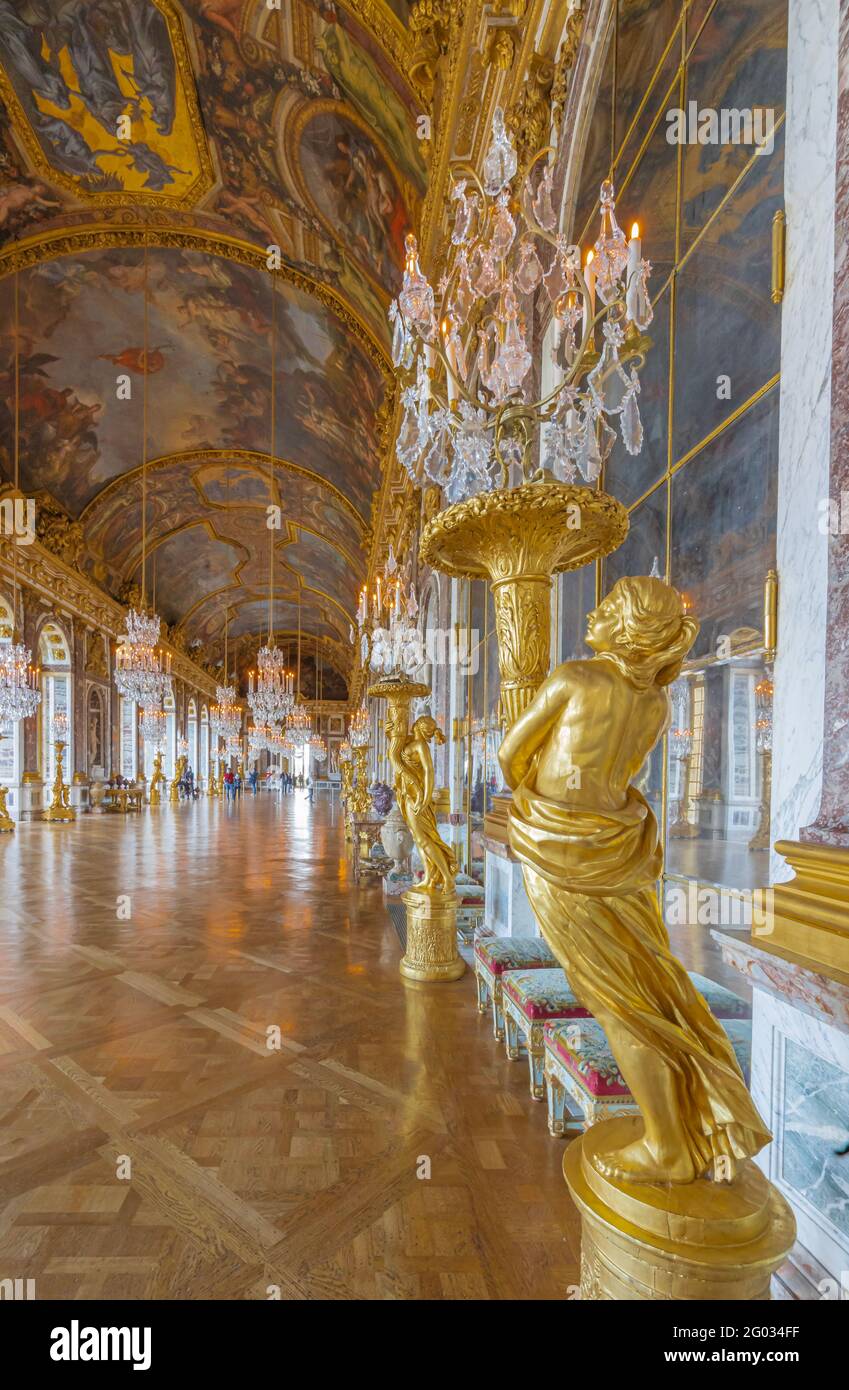 Versailles, France - 19 05 2021: Castle of Versailles. The Hall of ...