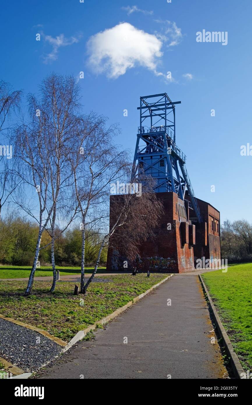 Oaks colliery hi-res stock photography and images - Alamy