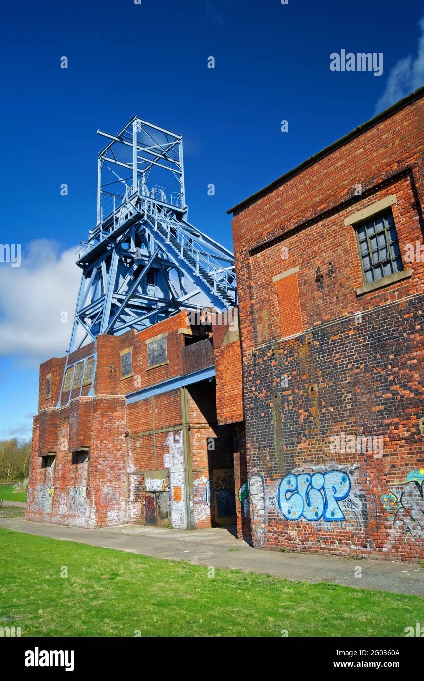 Oaks colliery hi-res stock photography and images - Alamy