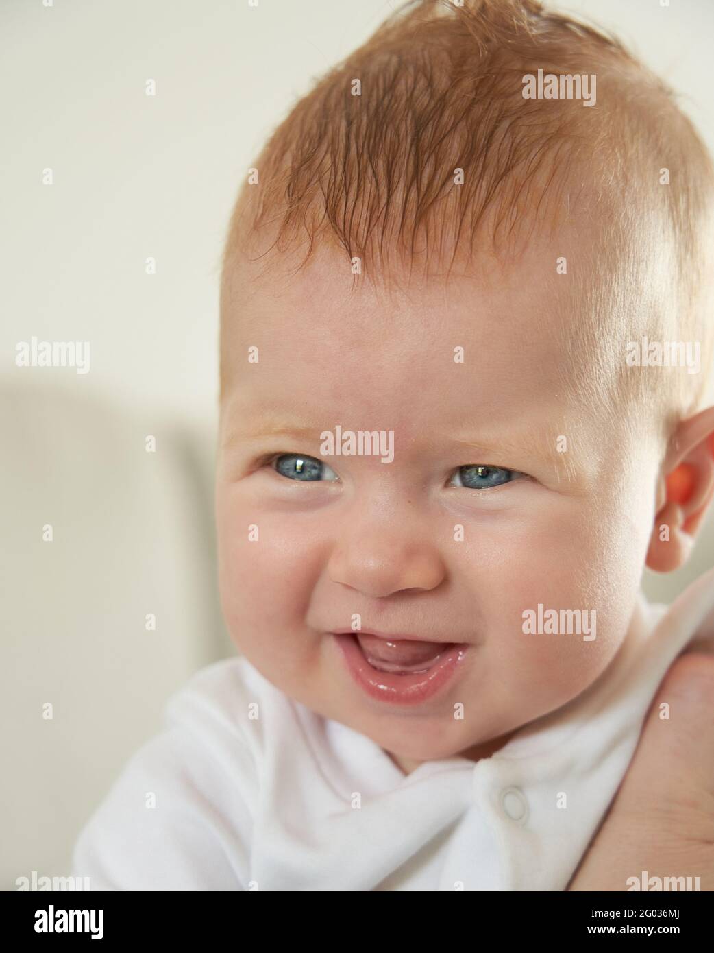 Facial expressions smile hi-res stock photography and images - Alamy
