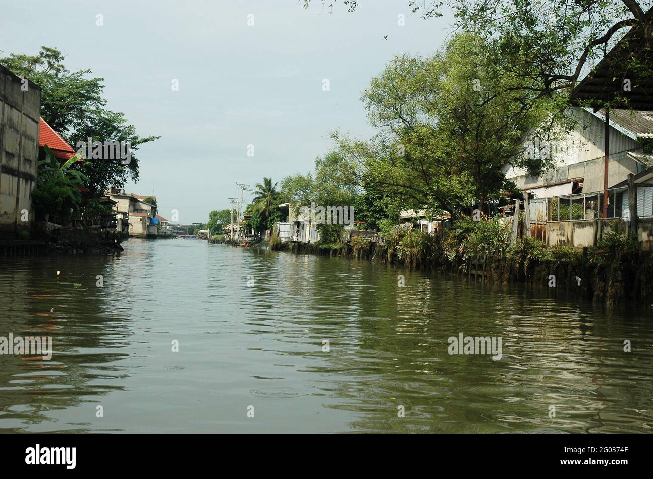 Wide view of one of Bangkok's canals Stock Photo - Alamy