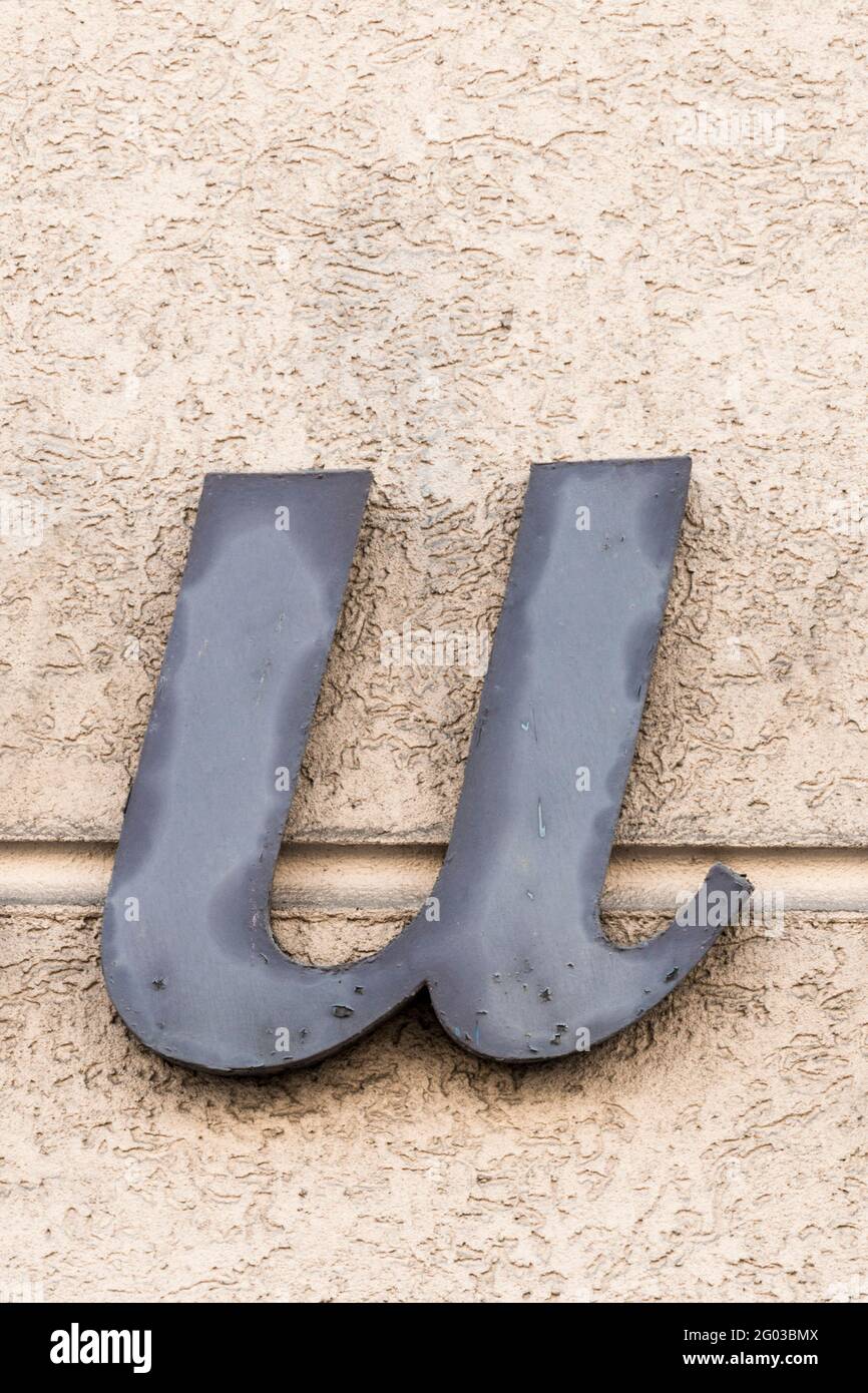 Sand colour wall hi-res stock photography and images - Alamy