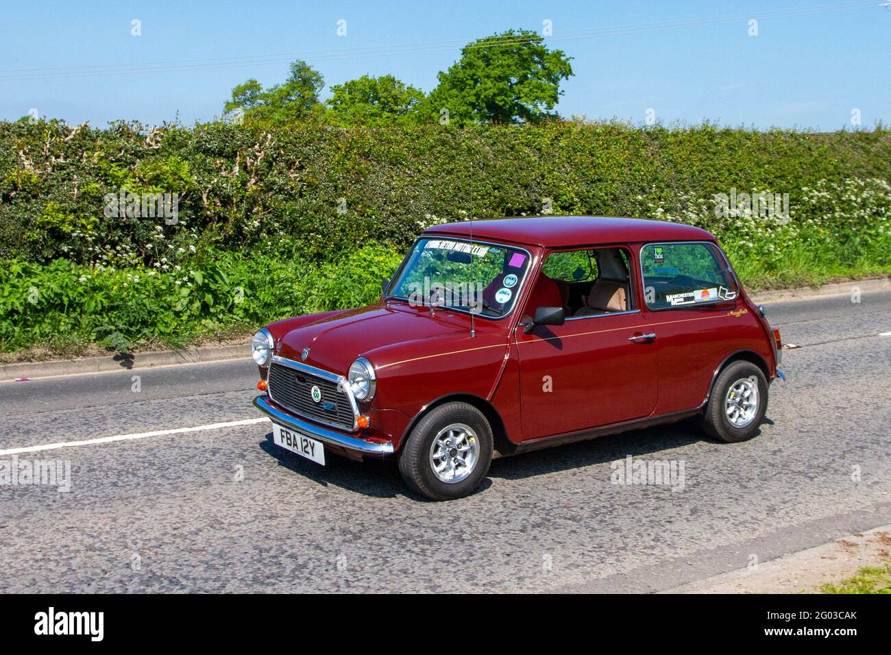 1983 80s red Austin Metro Mini Mayfair 998cc brown saloon at ...