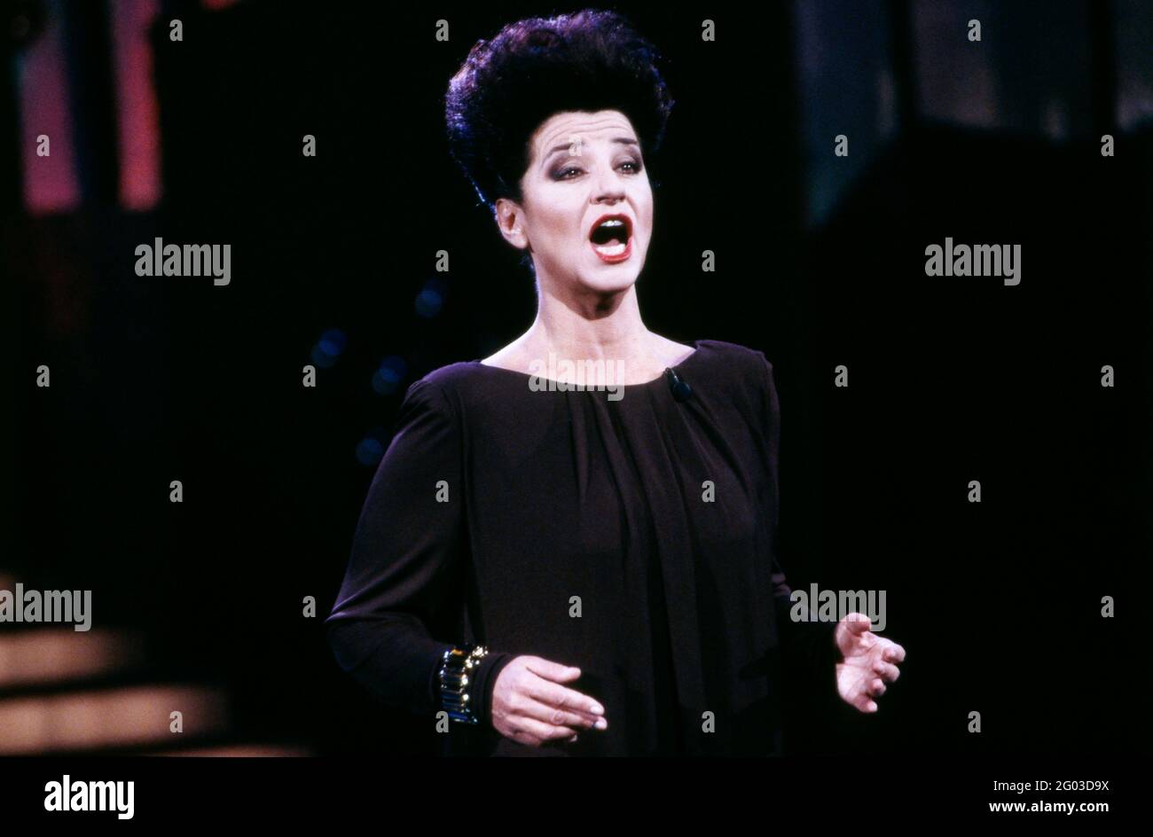 Greek opera singer hi-res stock photography and images - Alamy