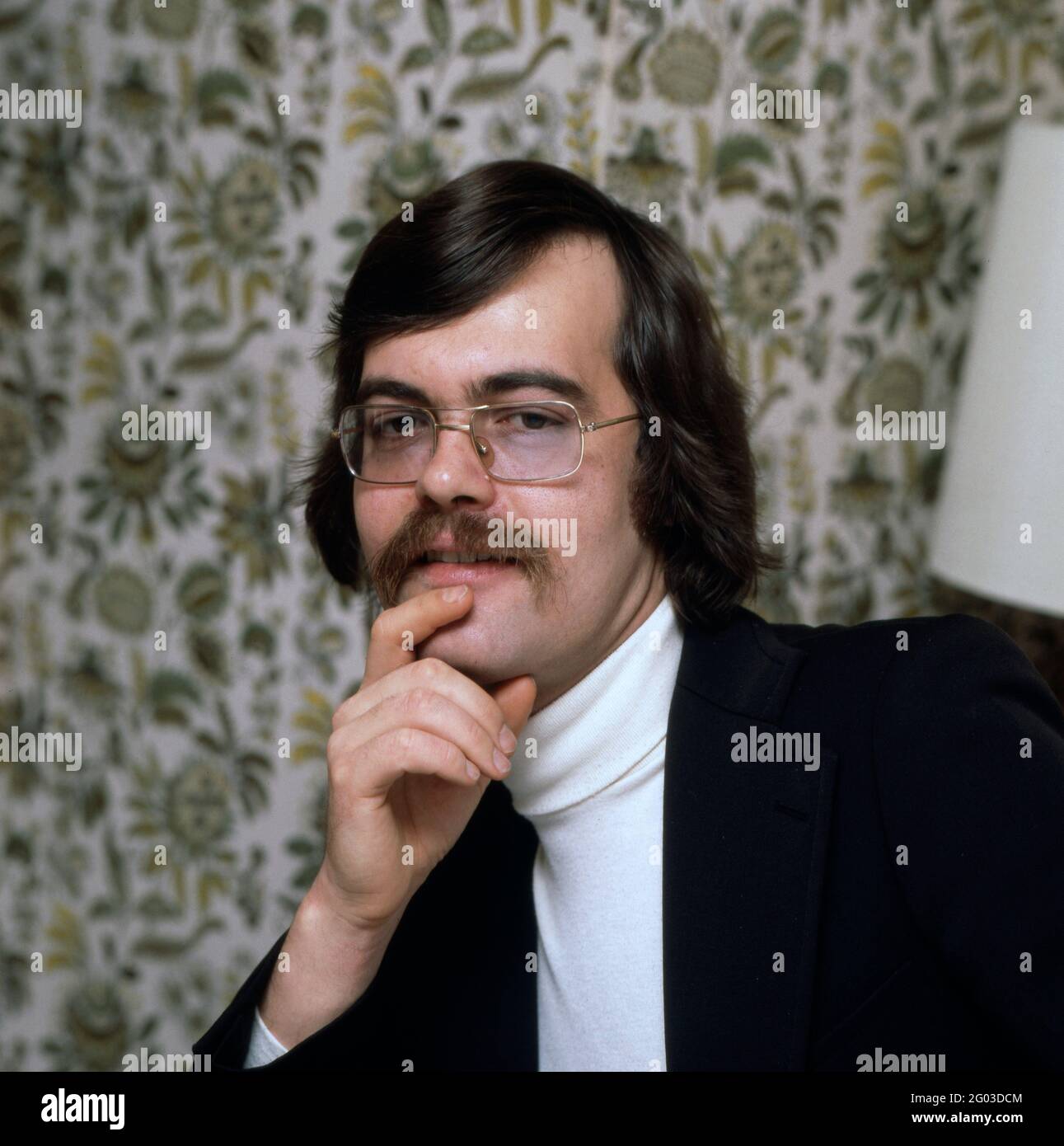 Peter Waters, australischer Pianist, Portrait, 1981. Peter Waters ...