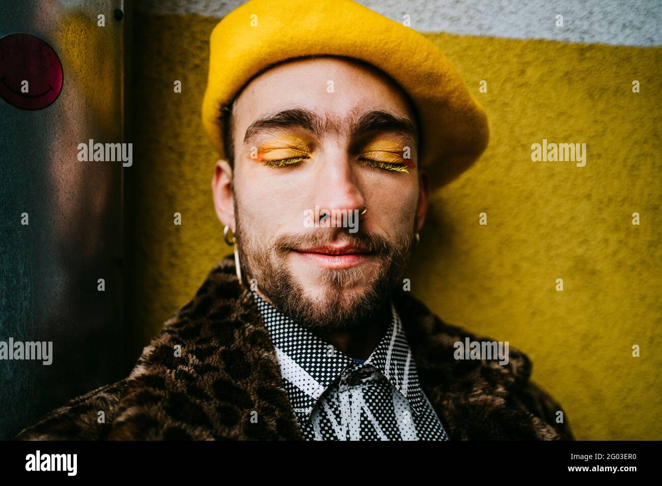 Yellow beret hi-res stock photography and images - Alamy
