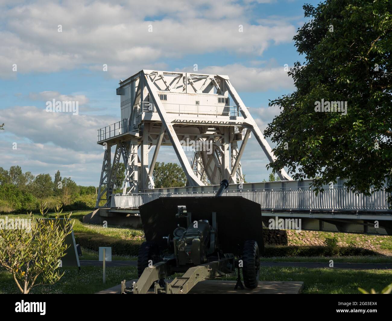 Ww2 second world war transport city france hi-res stock photography and ...