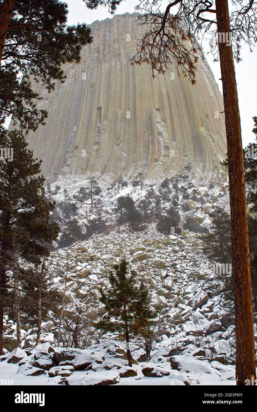 Devils tower wyoming storm hi-res stock photography and images - Alamy