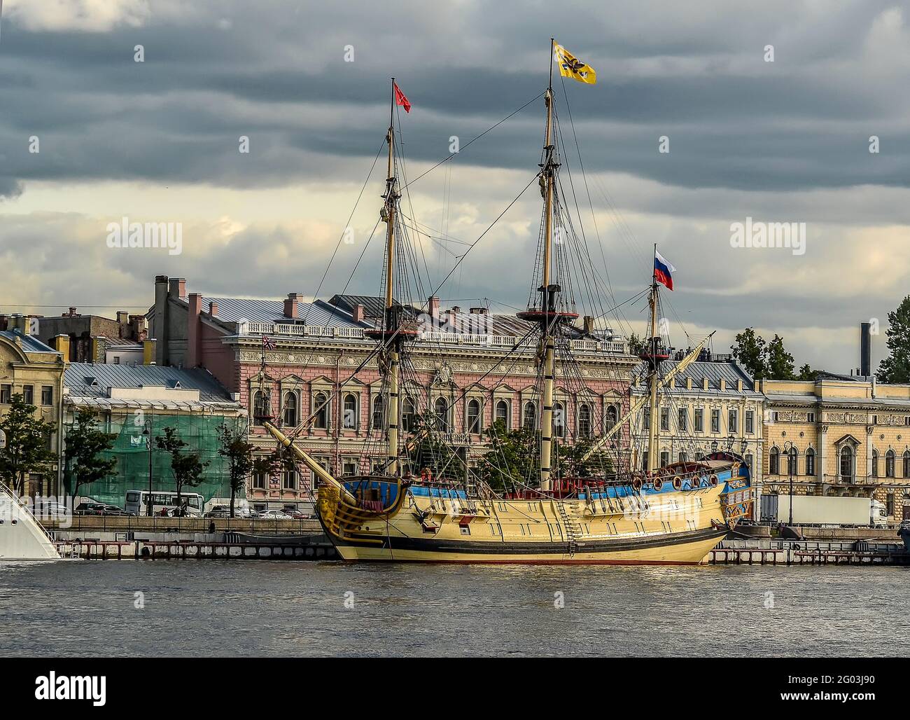 Recreated in 2018, the frigate "Poltava" — Russian 54-gun sailing ...