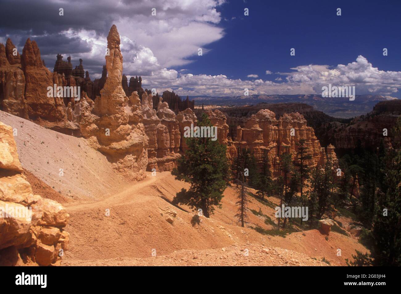 The grand staircase bryce canyon hi-res stock photography and images ...