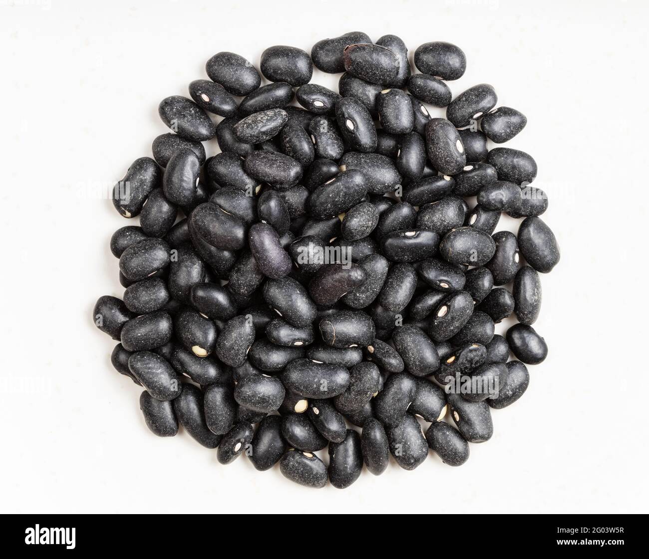 Black turtle beans bean pile dried dry hi-res stock photography and ...