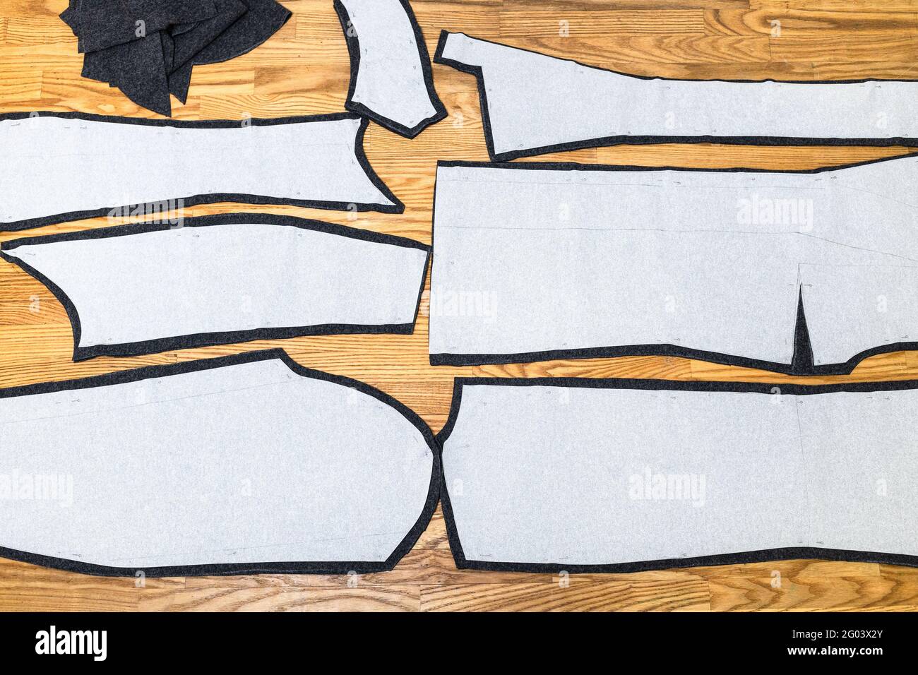 Dressmaking patterns hi-res stock photography and images - Alamy