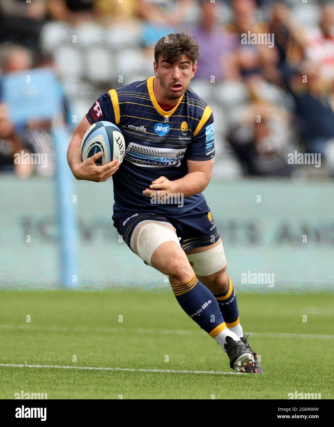 Worcester warriors sam lewis hi-res stock photography and images - Alamy