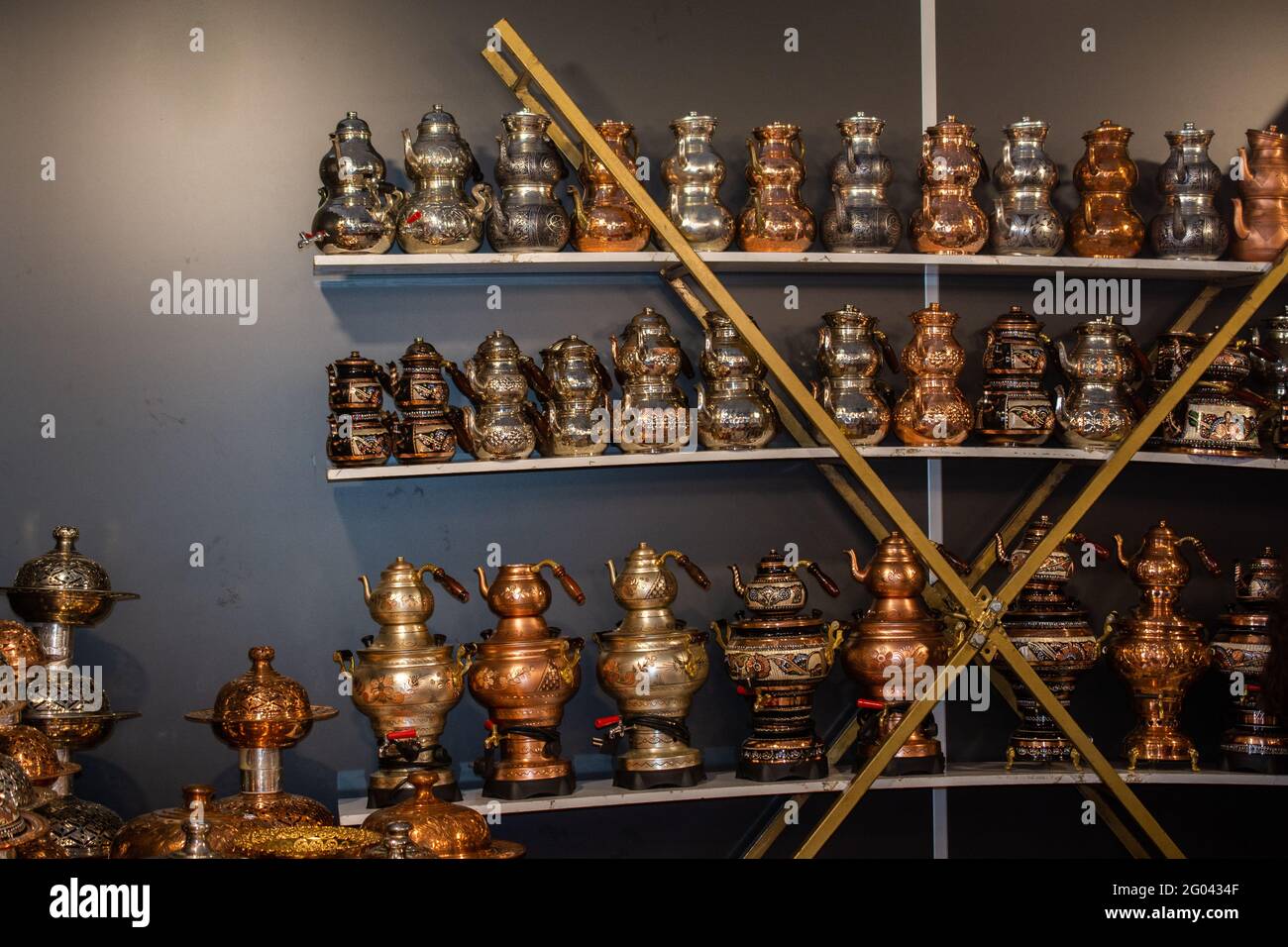 Turkish tea pot made in a traditional style Stock Photo - Alamy