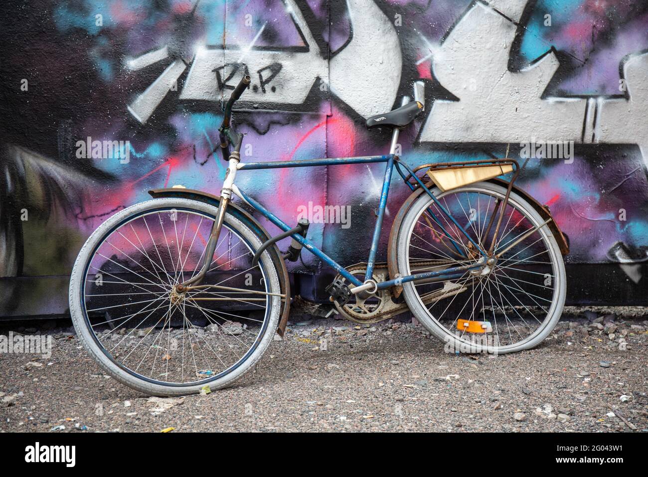 Bike flat tire hi-res stock photography and images - Alamy