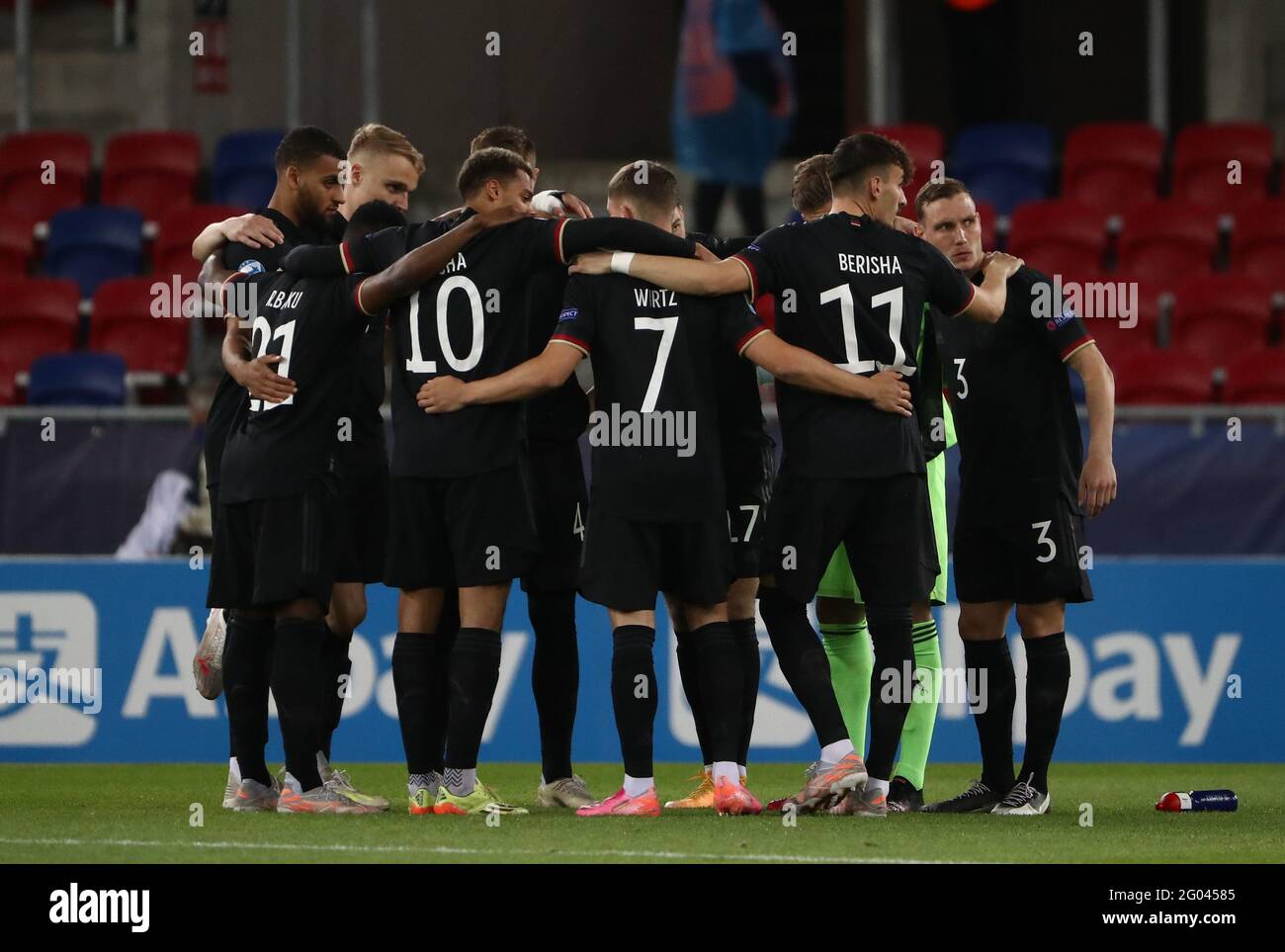 Mol circle hi-res stock photography and images - Alamy