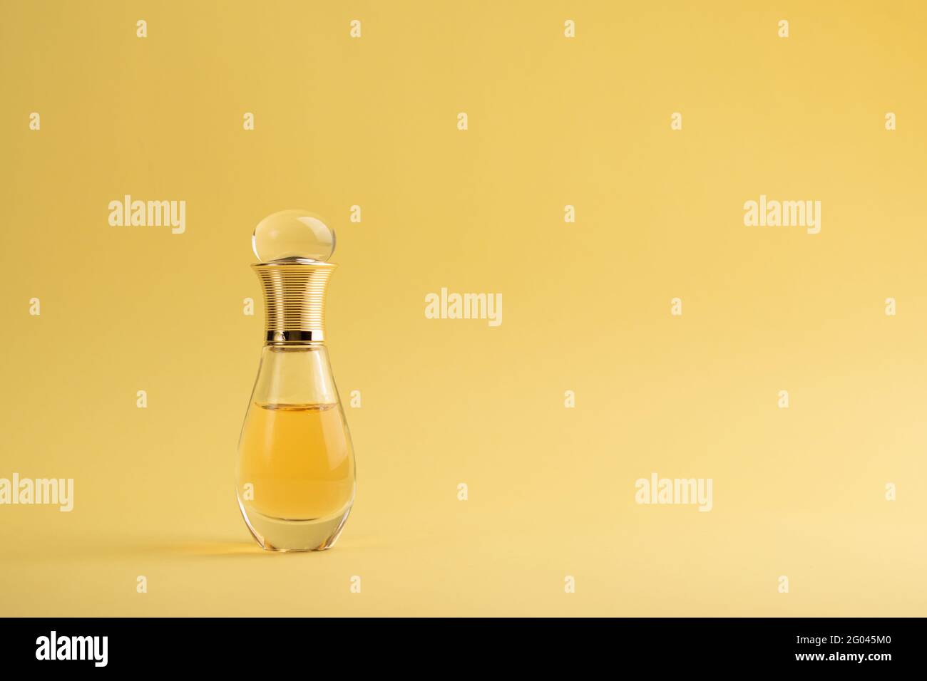 Christian dior perfume bottle hi-res stock photography and images - Alamy