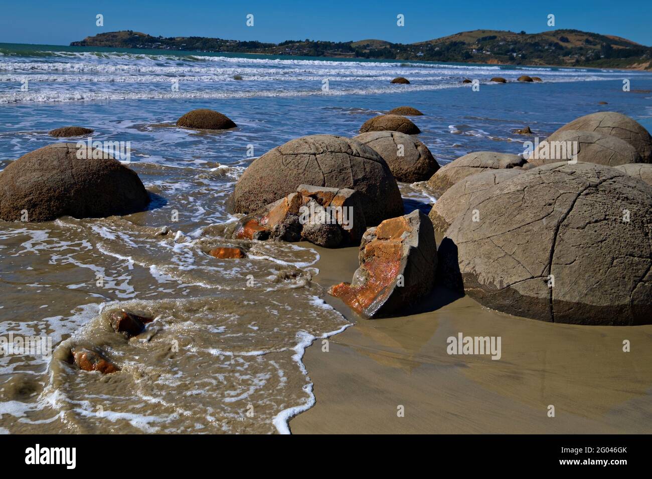 Streams and lakes of New Zealand Stock Photo - Alamy