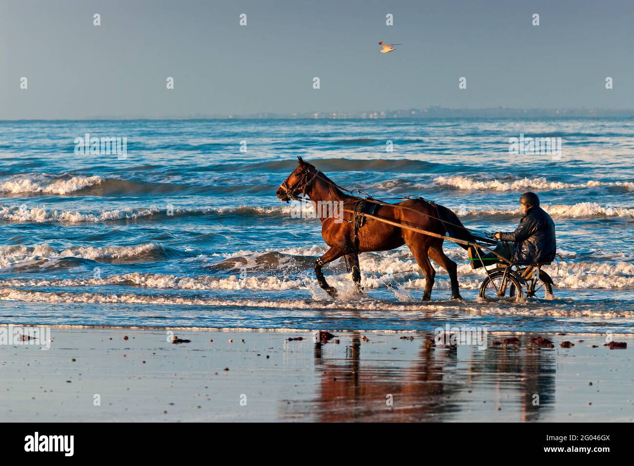 Saint marc sur mer beach hi-res stock photography and images - Alamy